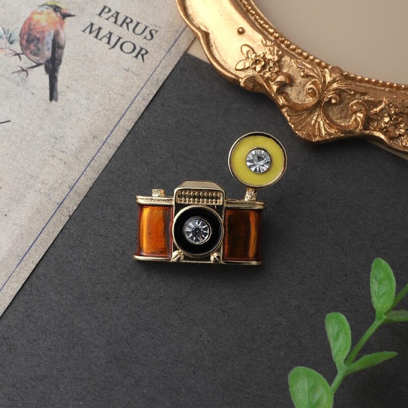 Women Vintage Plant Animal Brooch Pins Badges Corsage Elegant Pin | eBay