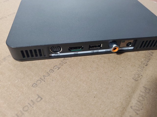 One DIRECTV C61w-400 Wireless Genie Mini Bundle 3 Available for sale ...