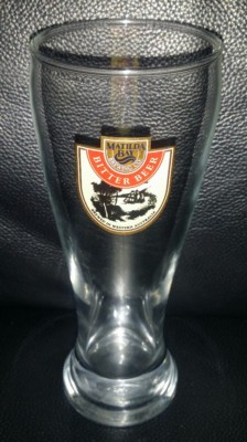 RARE COLLECTABLE MATILDA BAY BITTER BEER GLASS IN EXCELLENT CONDITION ...