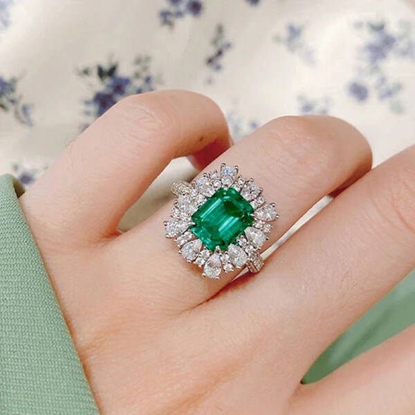 Green Emerald Rectangular Ring Crushed Ice Zircon Silver Plated & Anti ...
