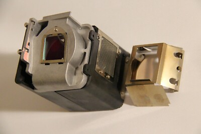 Genuine Mitsubishi VLT-XD560LP Projector Lamp Housing for Mitsubishi ...