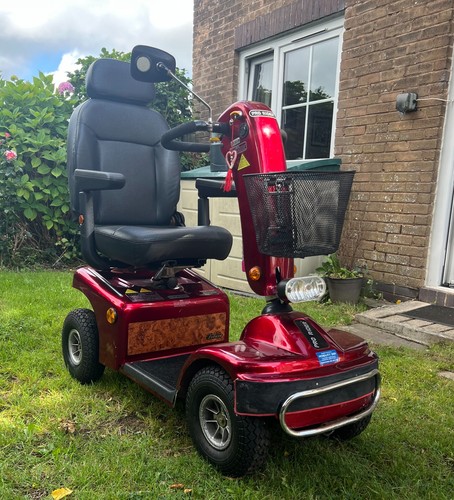 pro rider road king deluxe mobility. scooter used 8 mph good runner ...