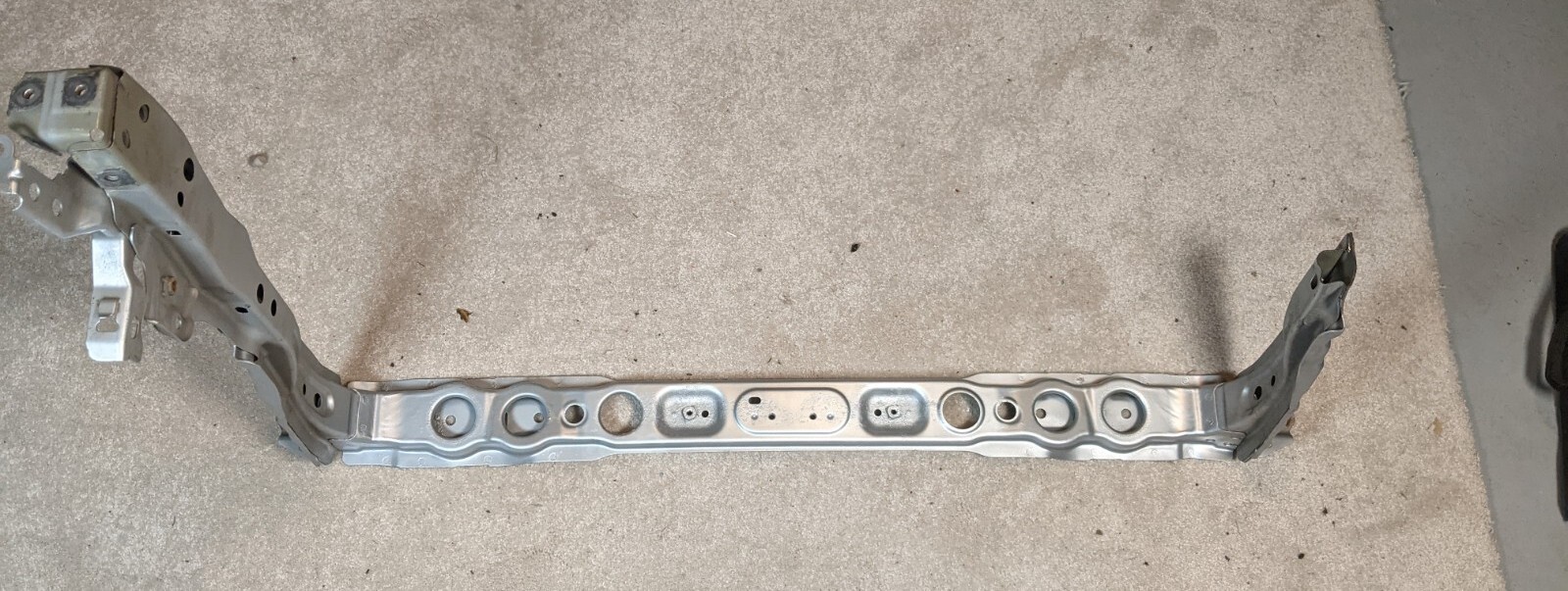 Toyota Prius, Radiator Core Support, lower and passenger 2010-2015 ...