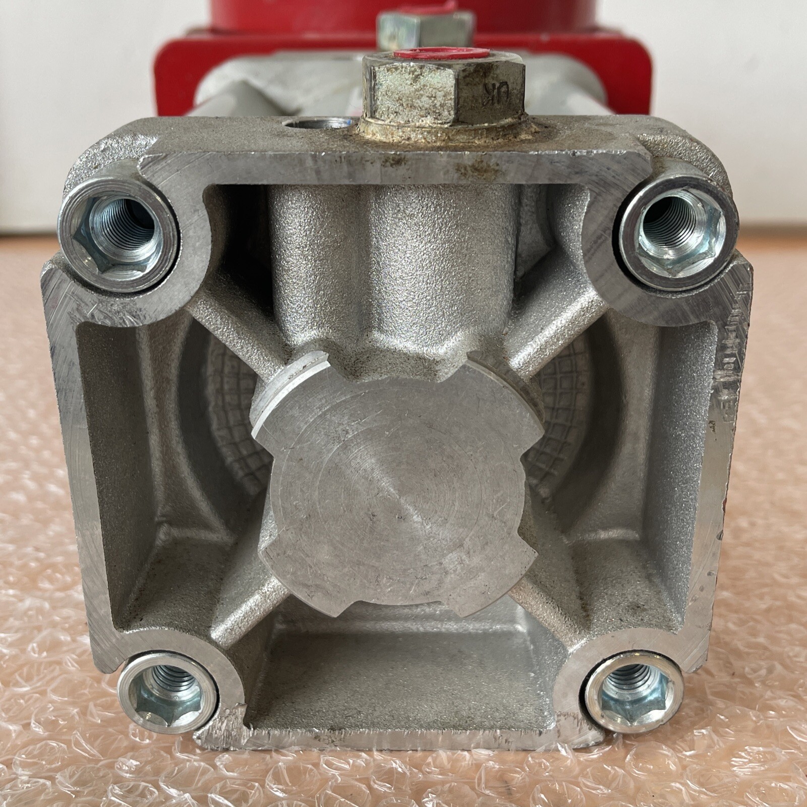 NEW OLD STOCK- LAROX PVE2A125-601L Actuated Pinch Valve || FAST SHIPPED ...