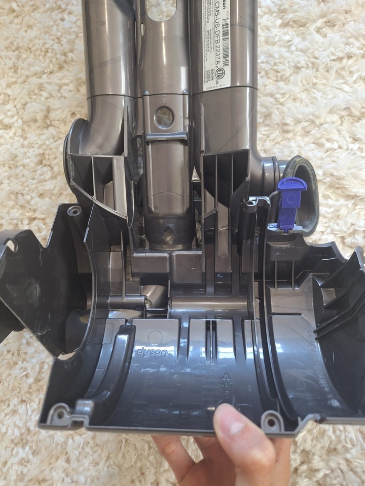 GENUINE DYSON DC33 VACUUM BODY DUCT ASSEMBLY 921166-01 | eBay