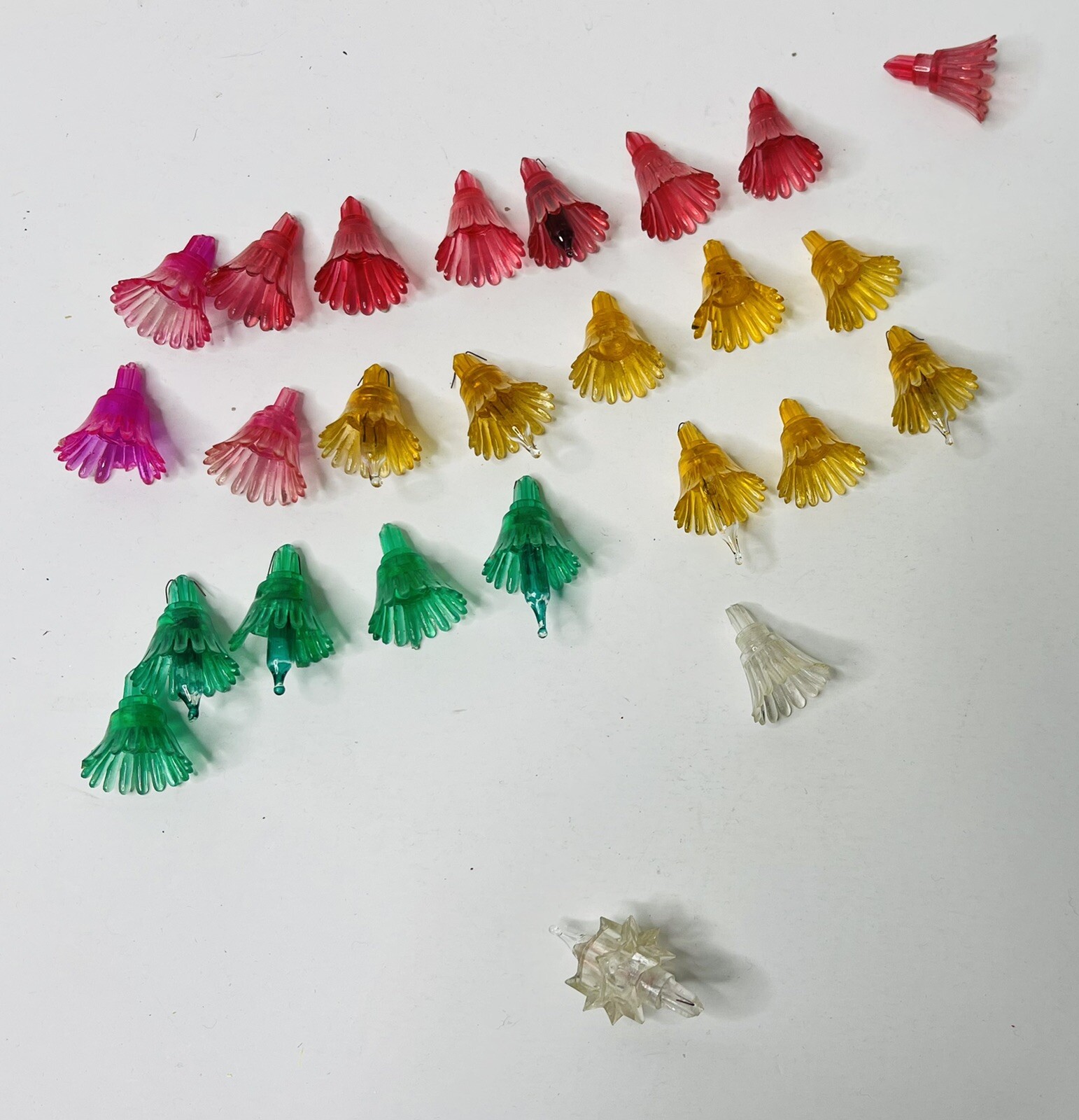 Vintage Christmas Tulip Daisy Flower Colored Light Covers Reflectors ...