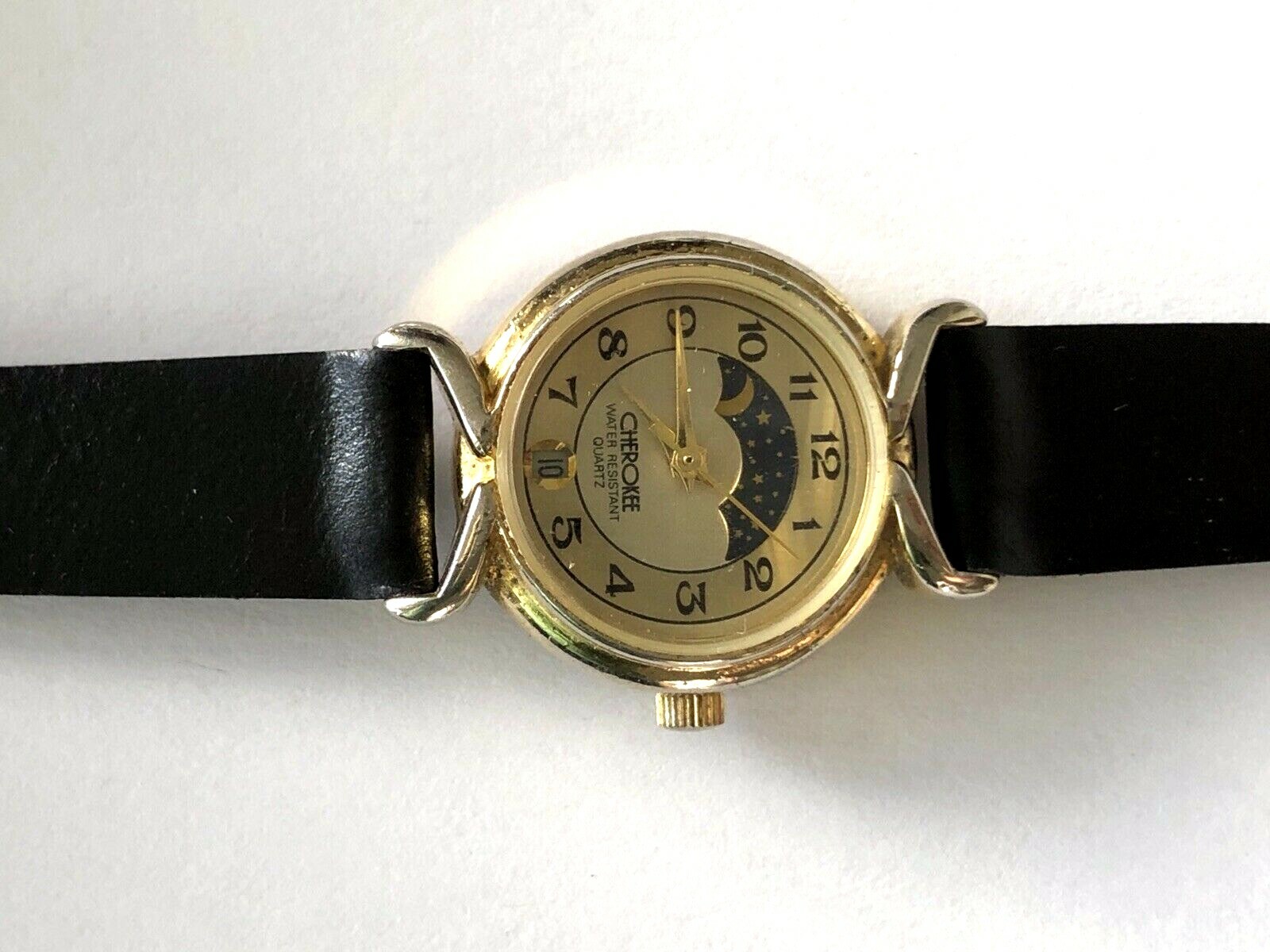 Cherokee Quartz Date Half Moon Ladies Watch PC23 V-13 32 187 Runs Small ...