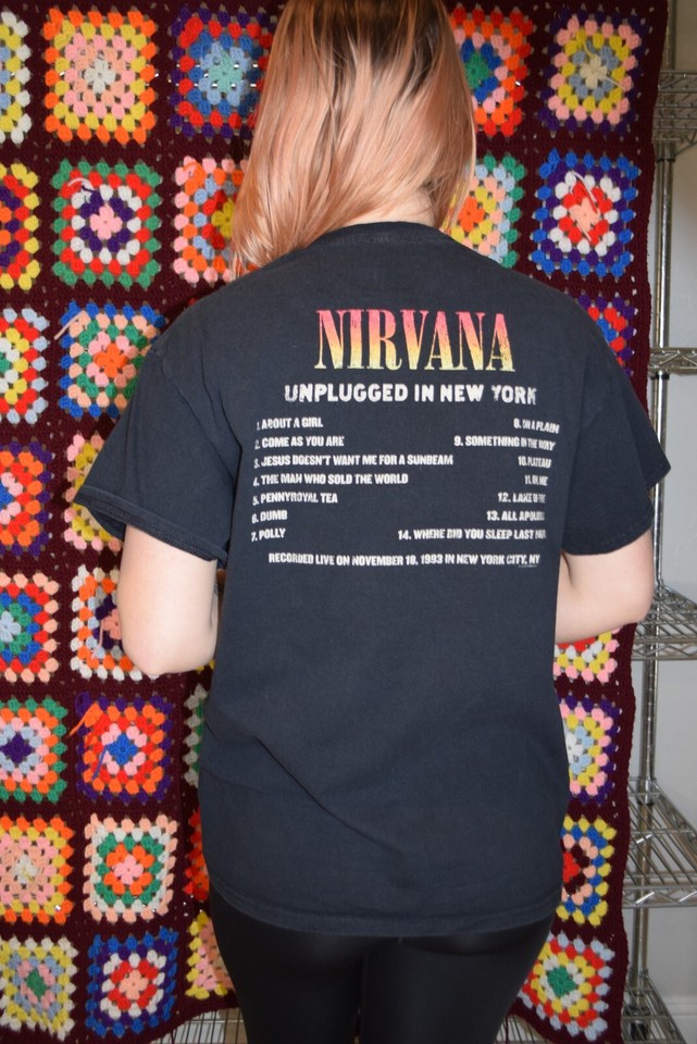 Nirvana Unplugged in New York 2020 t shirt Men's Medium S/M | eBay