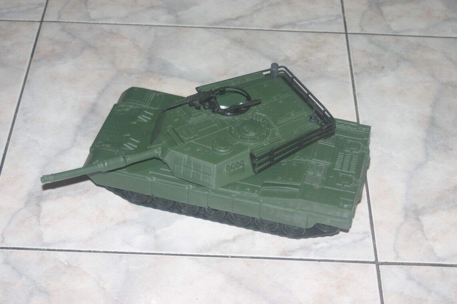 about 1/26 tank Abrams openable turret hatch, plastic | eBay