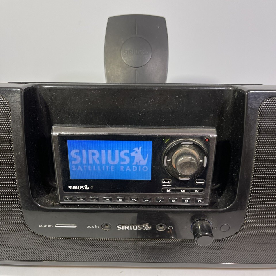 SIRIUS Sportster 5 Satellite Radio SP5 Receiver & SUBX2 Speaker Dock ...