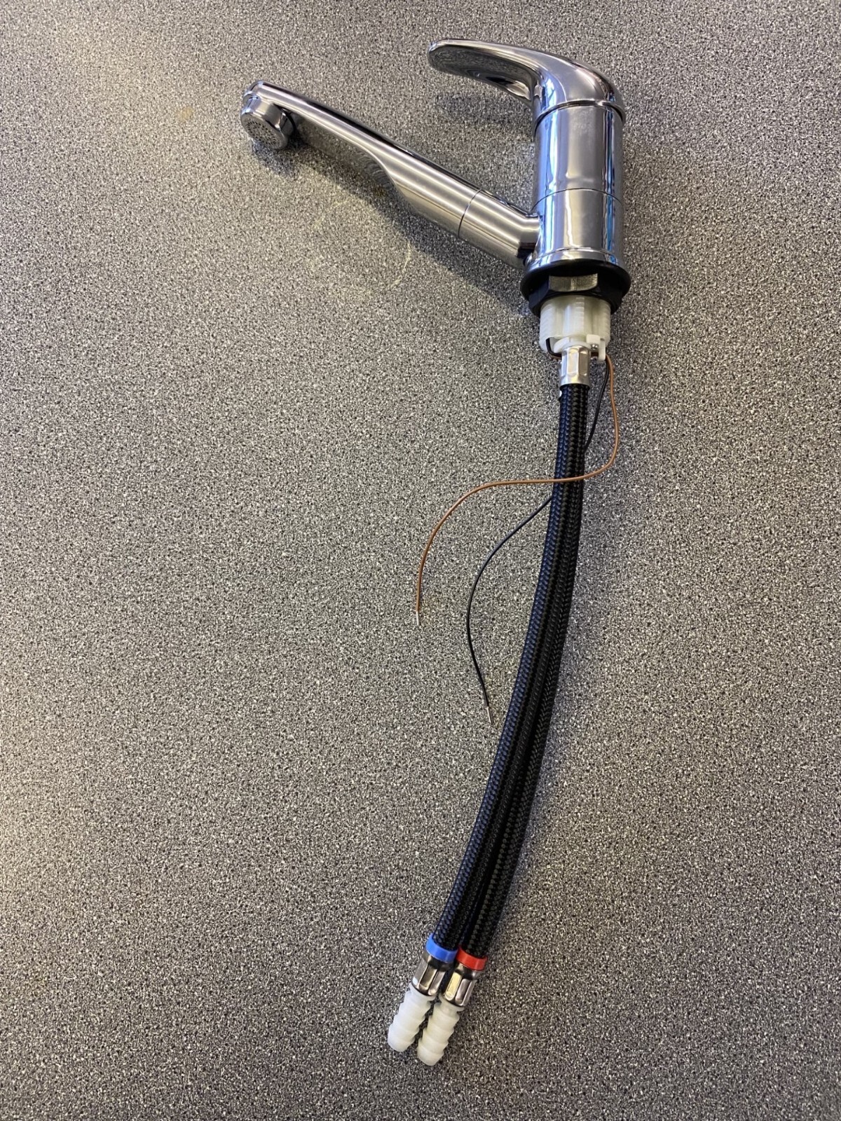 COMET ROMA SHORT SPOUT CARAVAN MOTORHOME MIXER TAP FOR 1/2" FLEXI HOSE ...