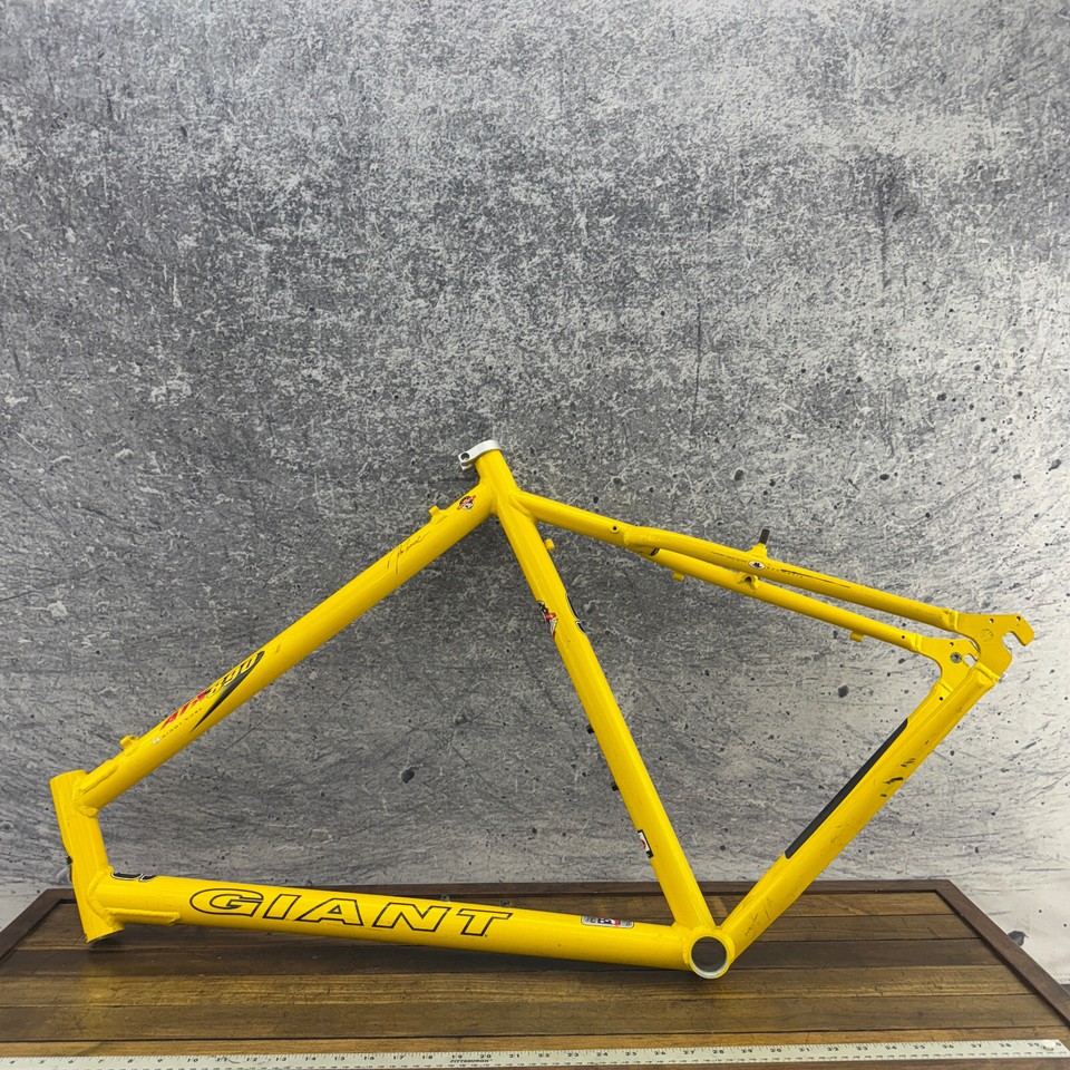 Vintage Giant ATX 890 Frame 23 in John Tomac Mountain 26 Yellow Alloy ...
