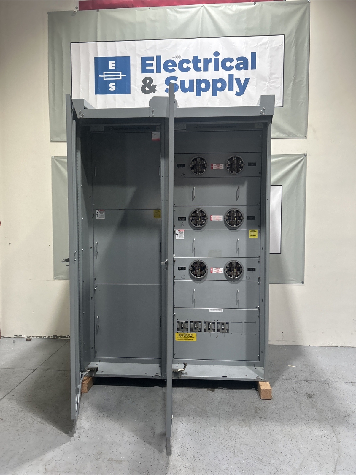 1200 Amp Mutli Meter Main Main Lug GE 208/120 Nema 3R With Breakers | eBay