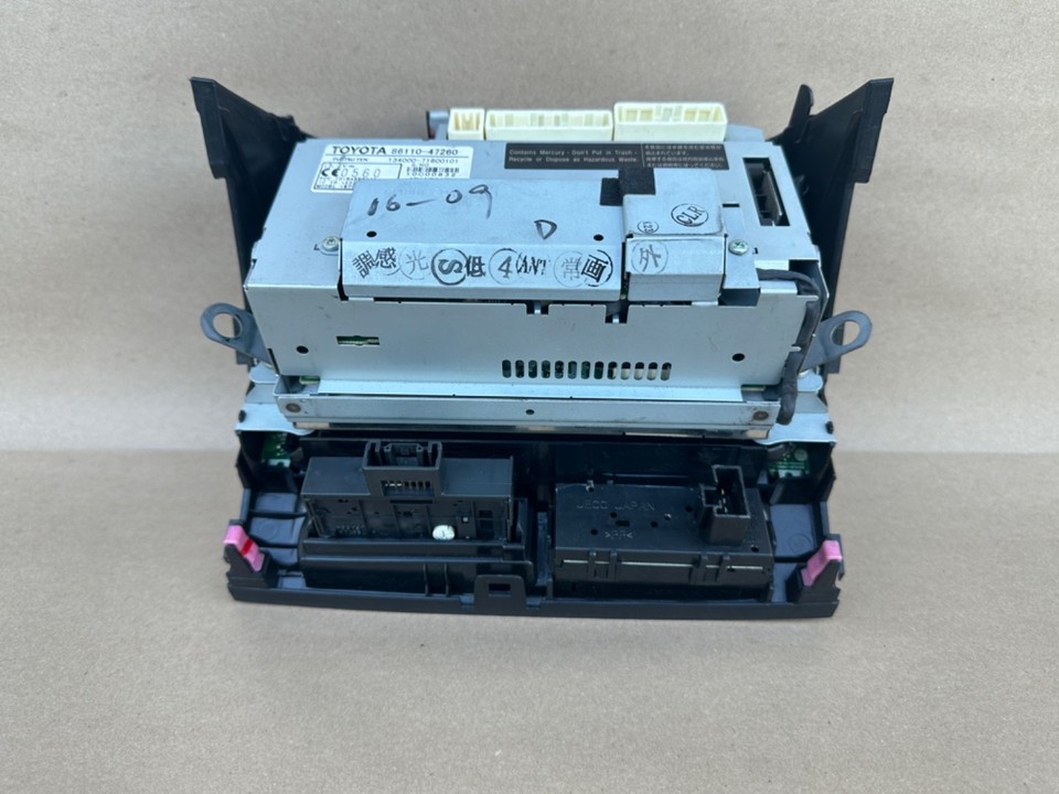 2006-2009 Toyota Prius Dash Navigation Display Screen unit 86110-47260 ...
