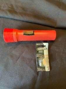 Vintage Eveready Classic Retro RED Plastic Flashlight Made in USA W ...