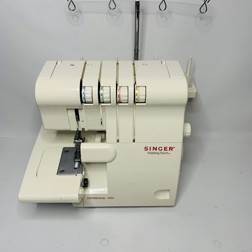 Singer 14SH654 Ultralock Serger Sewing Differential Feed w/ Foot Pedal ...