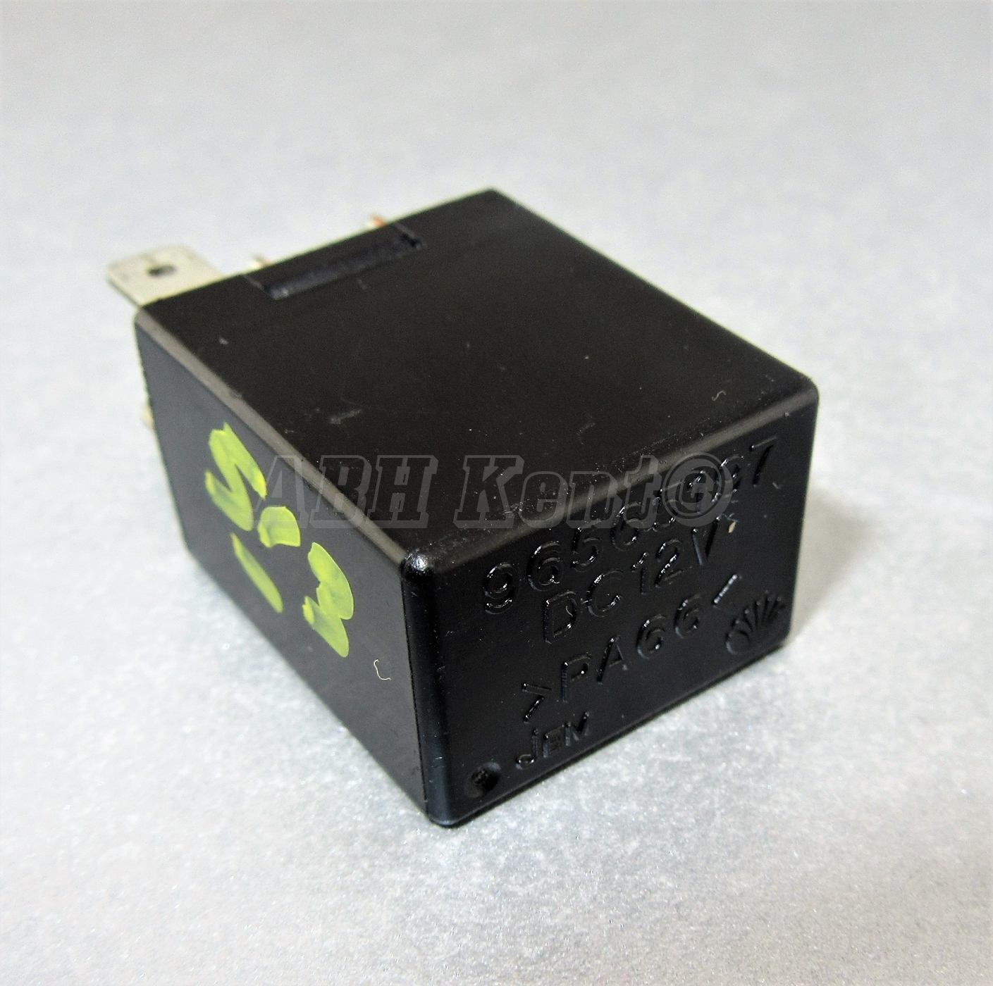 513-Daewoo Suzuki (90- 10) Multi-Purpose 4-Pin Black Relay Jem 96565197 ...