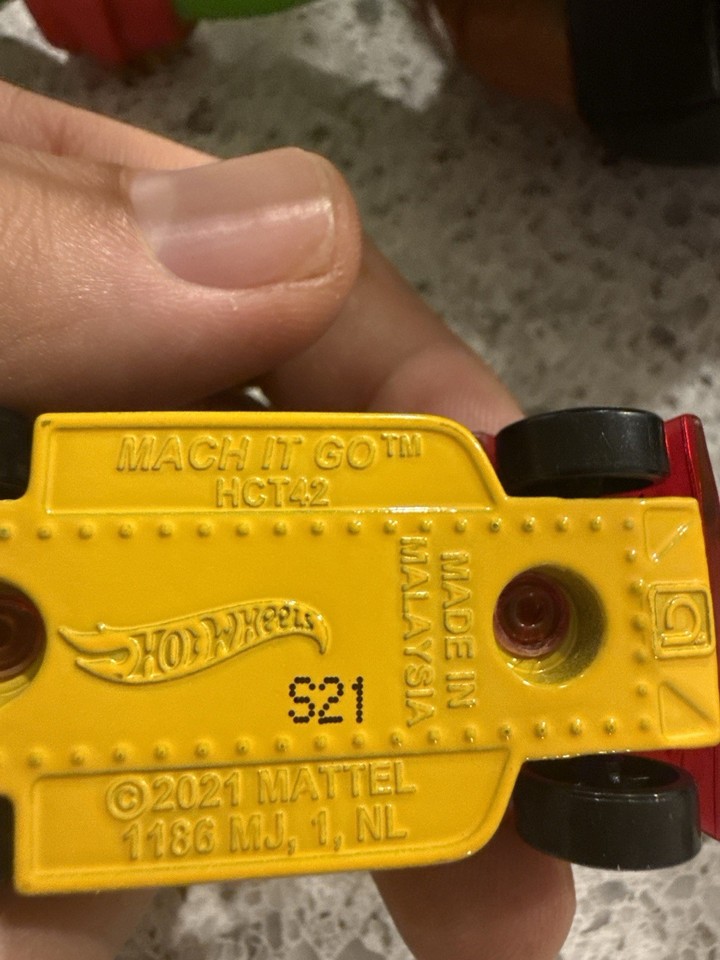 Hot Wheels Mach It Go 2021 Red/Yellow Transparent Racer – HW Glow ...