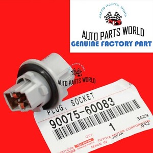 GENUINE OEM TOYOTA 4RUNNER RAV4 CT200h FRONT TURN SIGNAL LAMP SOCKET ...