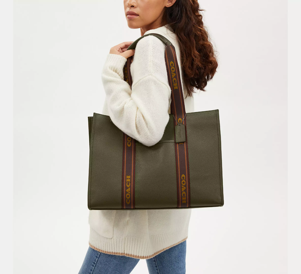 NWT Coach Large Smith Tote Bag In Signature Canvas/With Camo Print CM865/CW437 | eBay