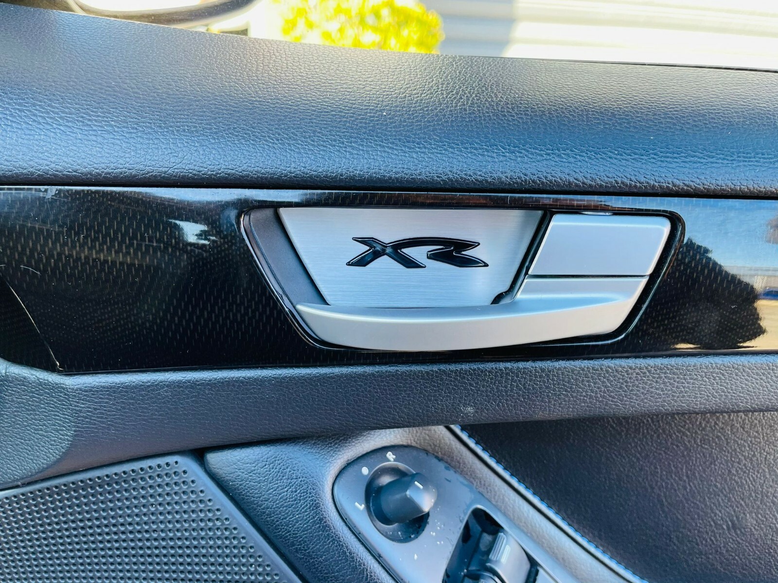 *XR INTERIOR DOOR HANDLE INSERT BADGE FOR FORD FG FALCON XR6/XR8 SEDAN ...