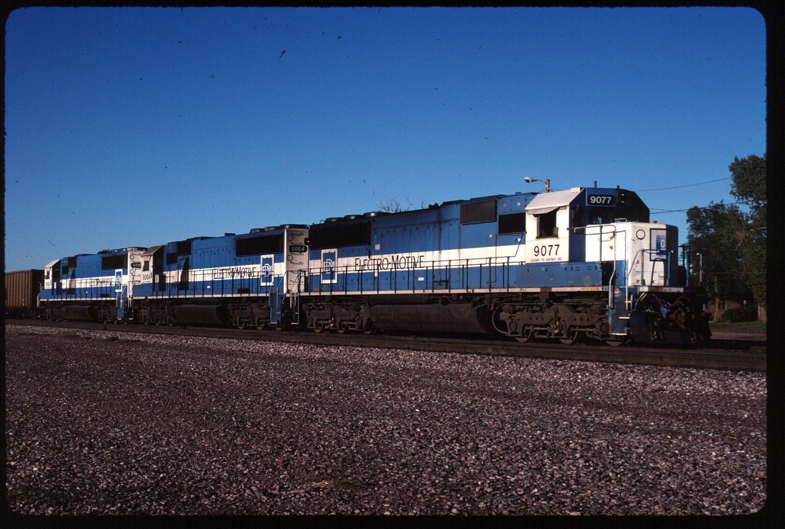 Original Rail Slide - EMDX Electro-Motive Division OWY 9077+ Sheridan WY 9-24-97 | eBay