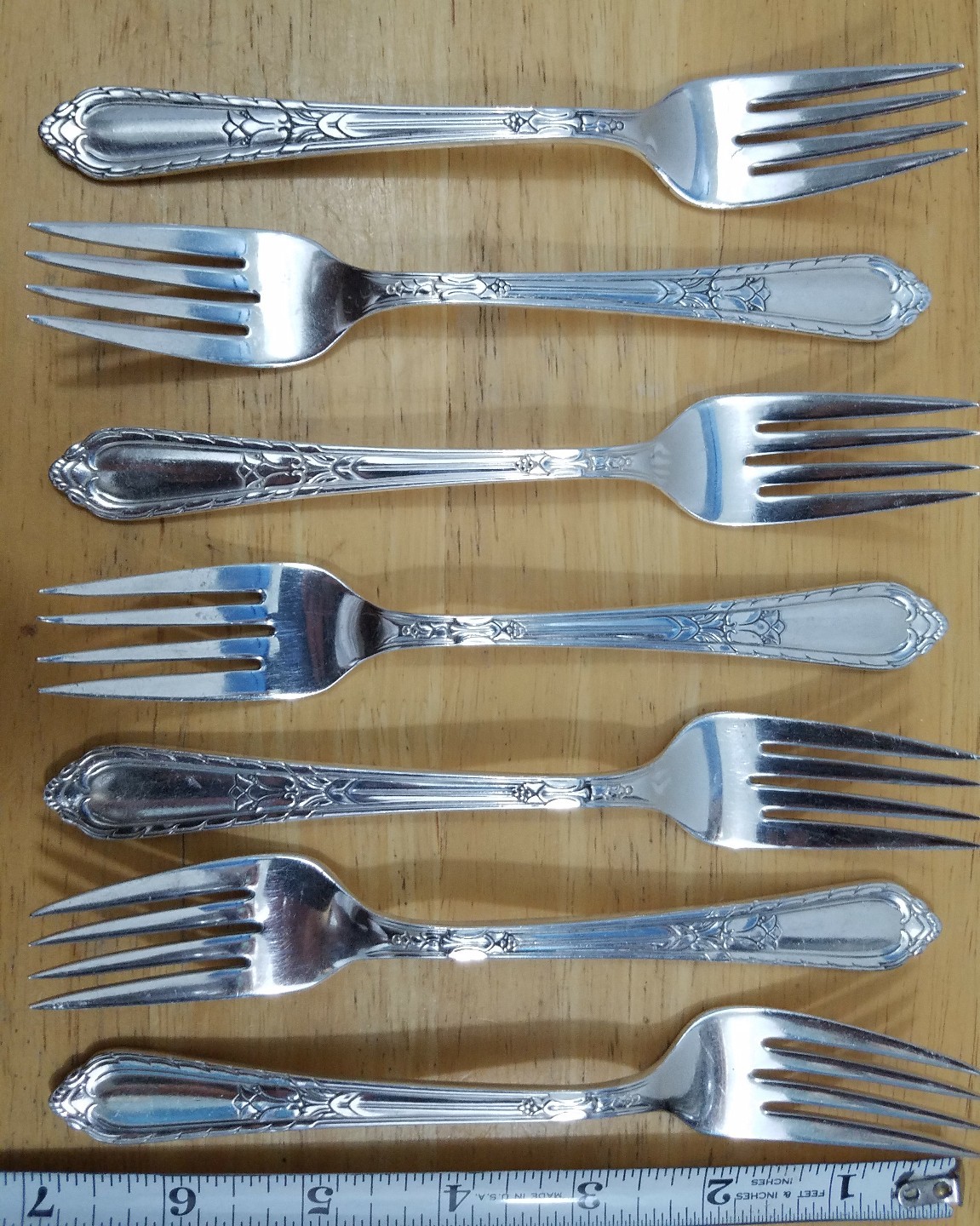 LOT OF 7 NICE HOLMES & EDWARDS VINTAGE 1932 MASTERPIECE SILVERPLATE ...