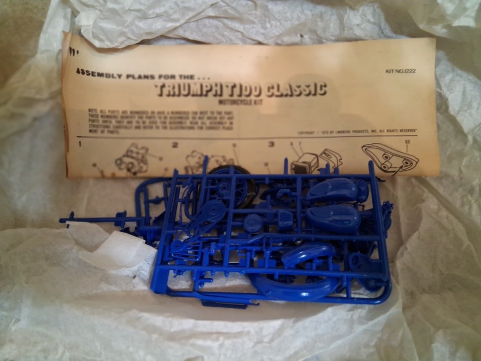 LINDBERG 1973 TRIUMPH T-100 CLASSIC Motorcycle Model Kit #1222 RARE ...