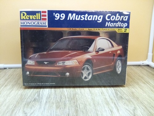 SEALED 1:25 REVELL MONOGRAM model car kit '99 MUSTANG COBRA HARDTOP #85 ...