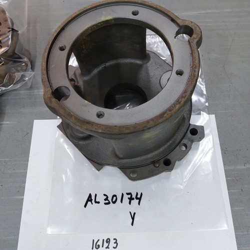 USED TRACTOR PARTS John Deere HOUSING AL30174 fit 1040, 1040V, 1140F ...