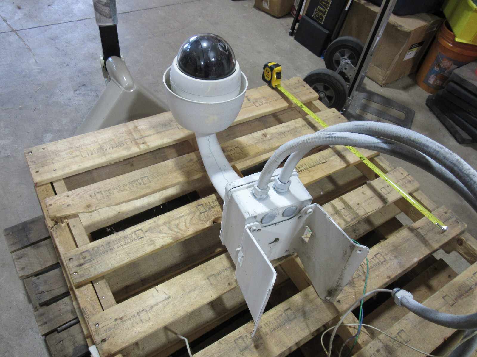 Bosch VG4-324-ECS0C Large AutoDome Security Camera W/Mount & Wires G4 ...