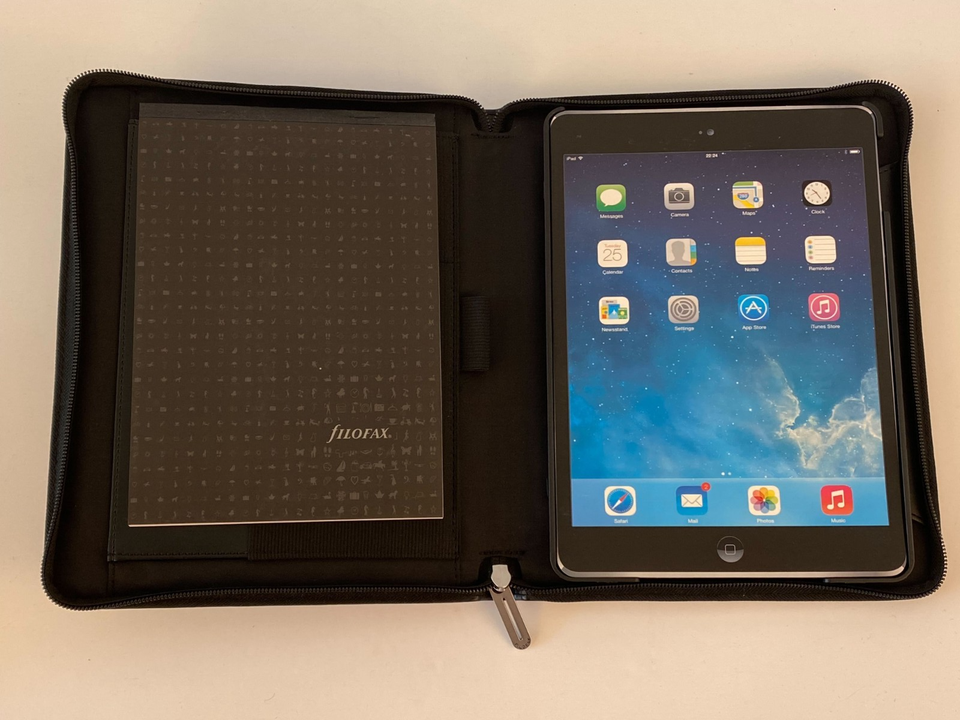 Filofax Metropol Apple iPad Air Case / Stand for Tablet - Black ...