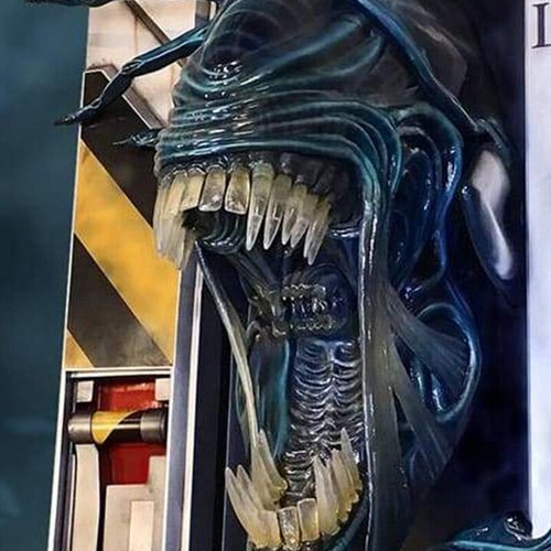 Alien Collectibles Wall Sculpture Movie Memorabilia Action Figure Model ...