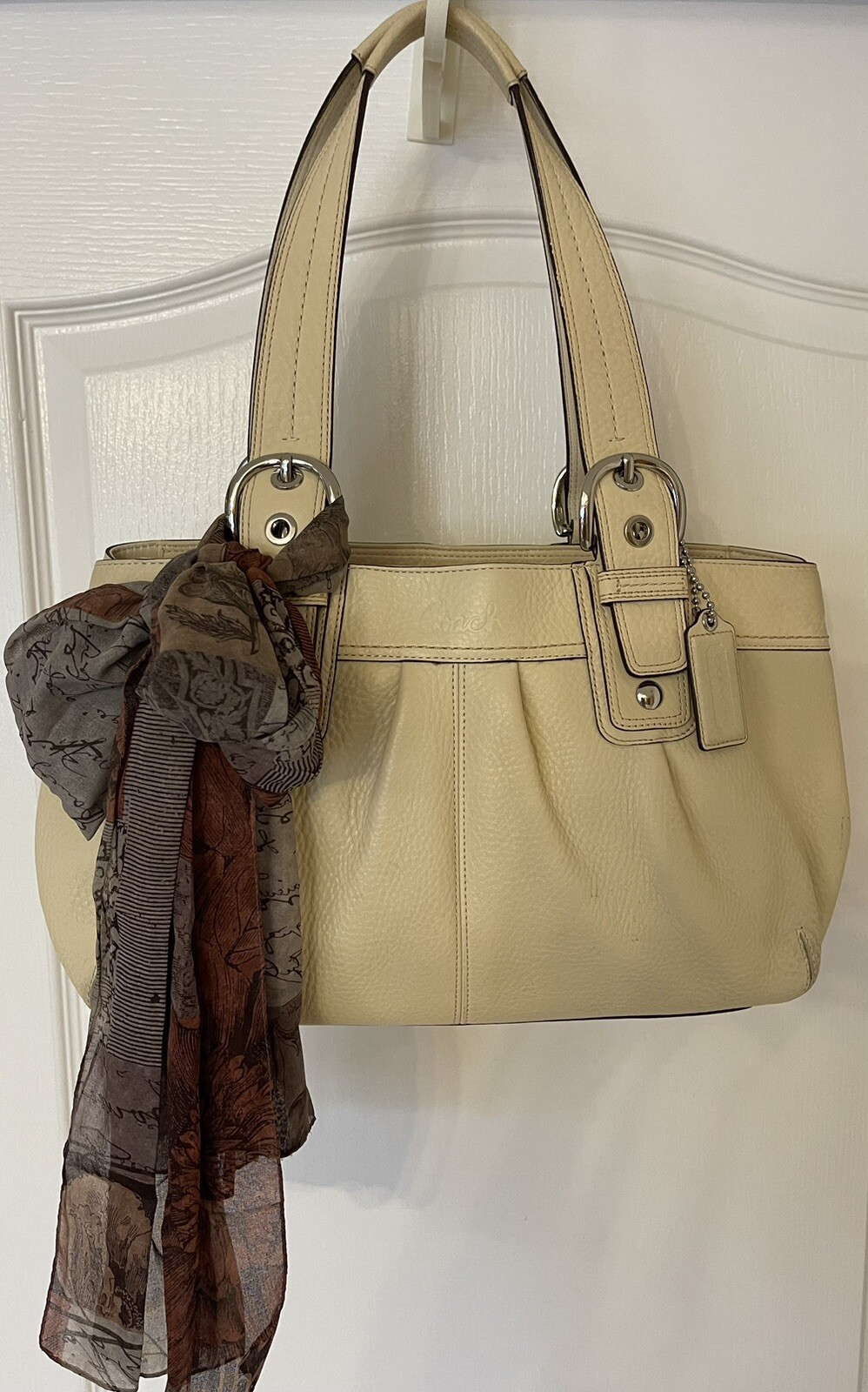 COACH SOHO PLEATED XL IVORY LEATHER HANDBAG #13732 & … - Gem