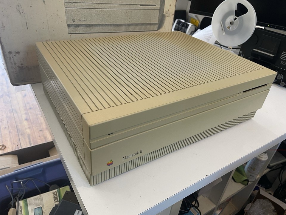 Vintage Apple Macintosh II w/ Original Box! M5000 - Tested | eBay