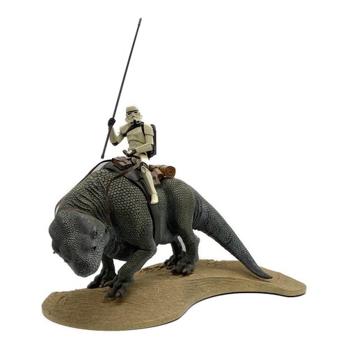 Star Wars Gentle Giant Sandtrooper and Dewback Statue Diorama Open Mint ...