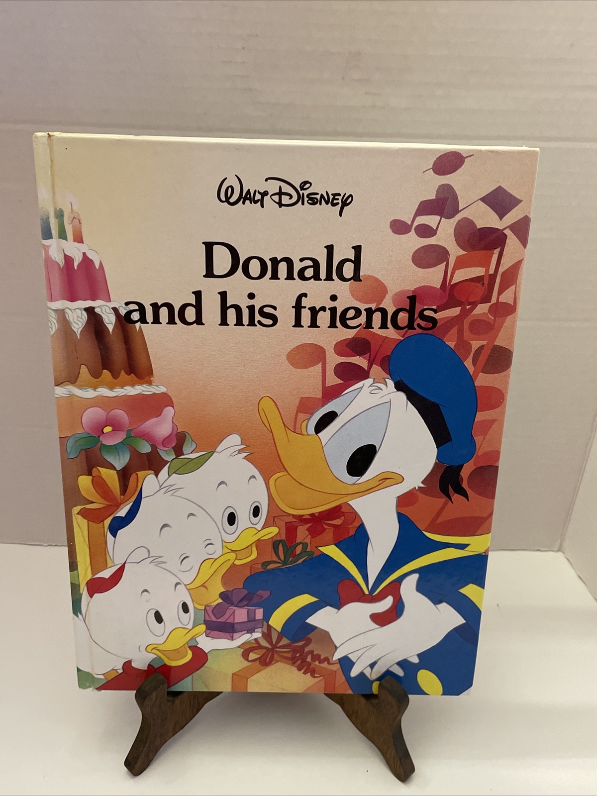 Twin Books Walt Disney “Donald And His Friends” 95 Page Story Book 1988 ...