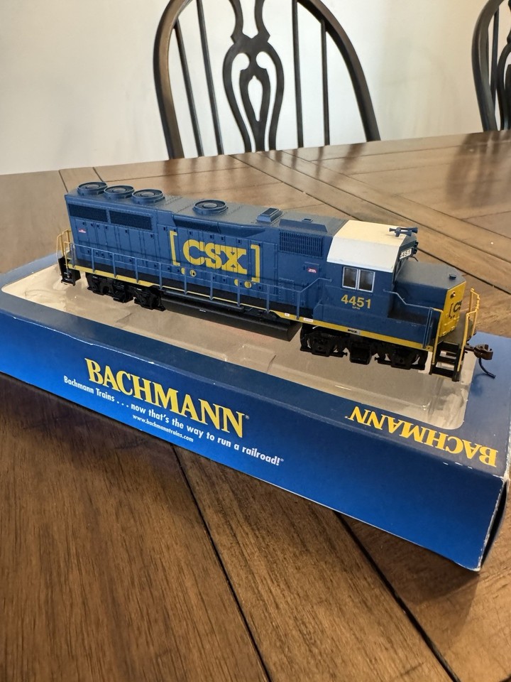 HO Scale Bachmann GP-40 CSX #4451 Soundtraxx DCC/Sound | eBay