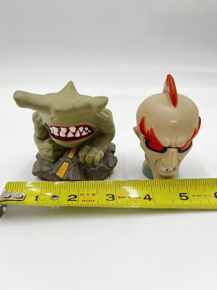 Street Sharks Jab Hammerhead Shark The Mask Water Squirter Bath Pool ...