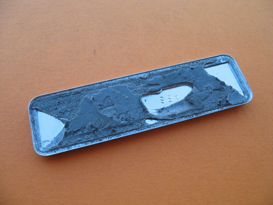 99 00 01 02 03 04 05 06 SUZUKI XL7 XL-7 SIDE FENDER EMBLEM LOGO BADGE ...