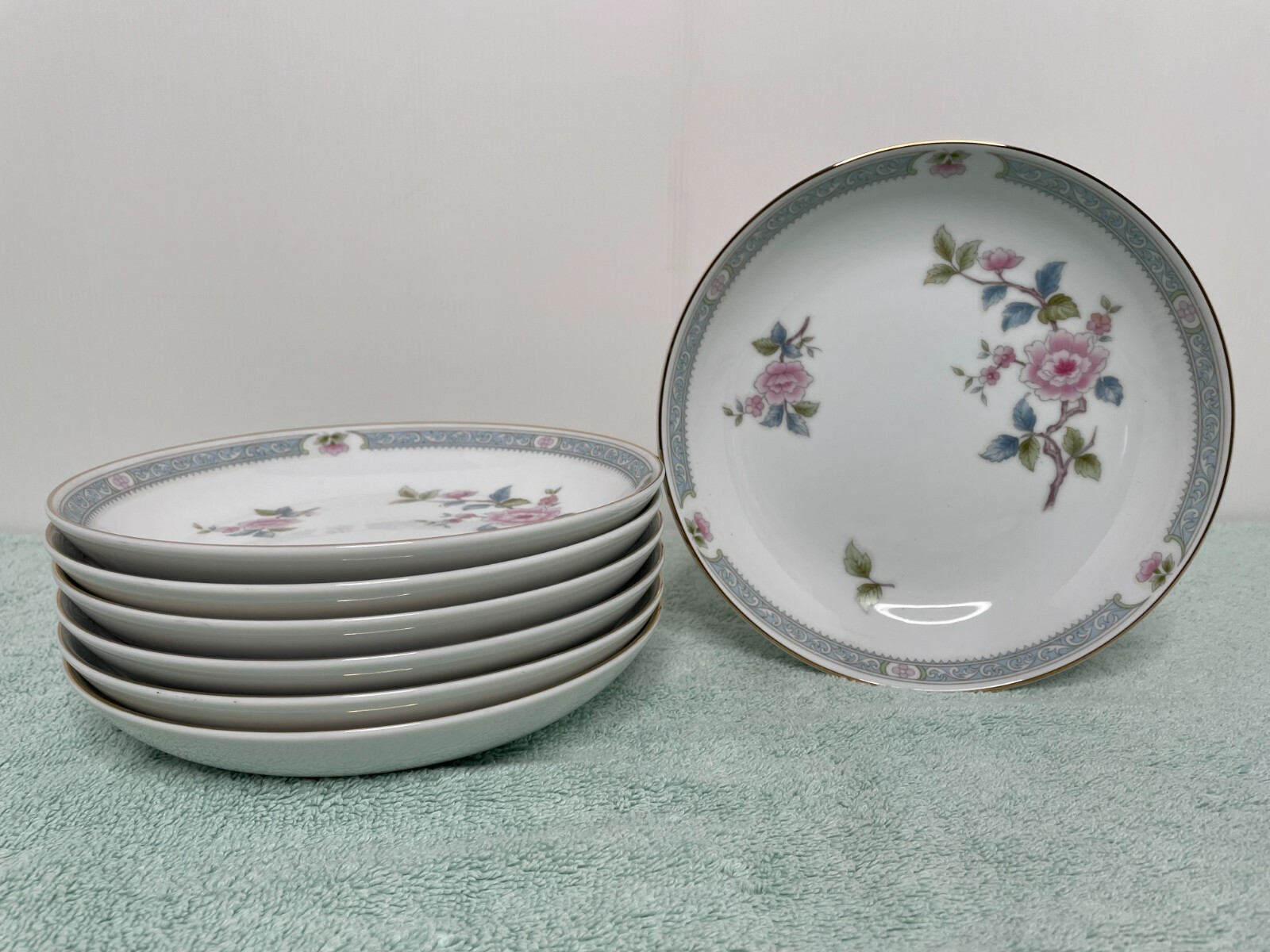12 Piece Set of "Peonies" Dinnerware by Fine China/Japan | eBay