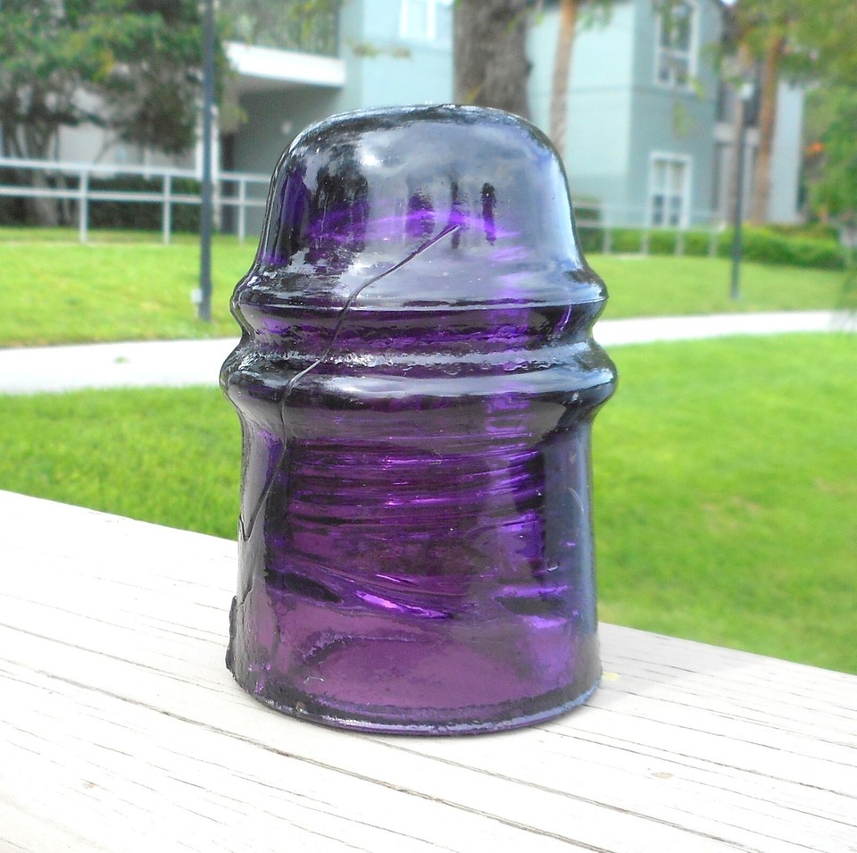 GREAT ROYAL PURPLE CD 121 W.G.M.CO TOLL STYLE GLASS INSULATOR (A) | eBay