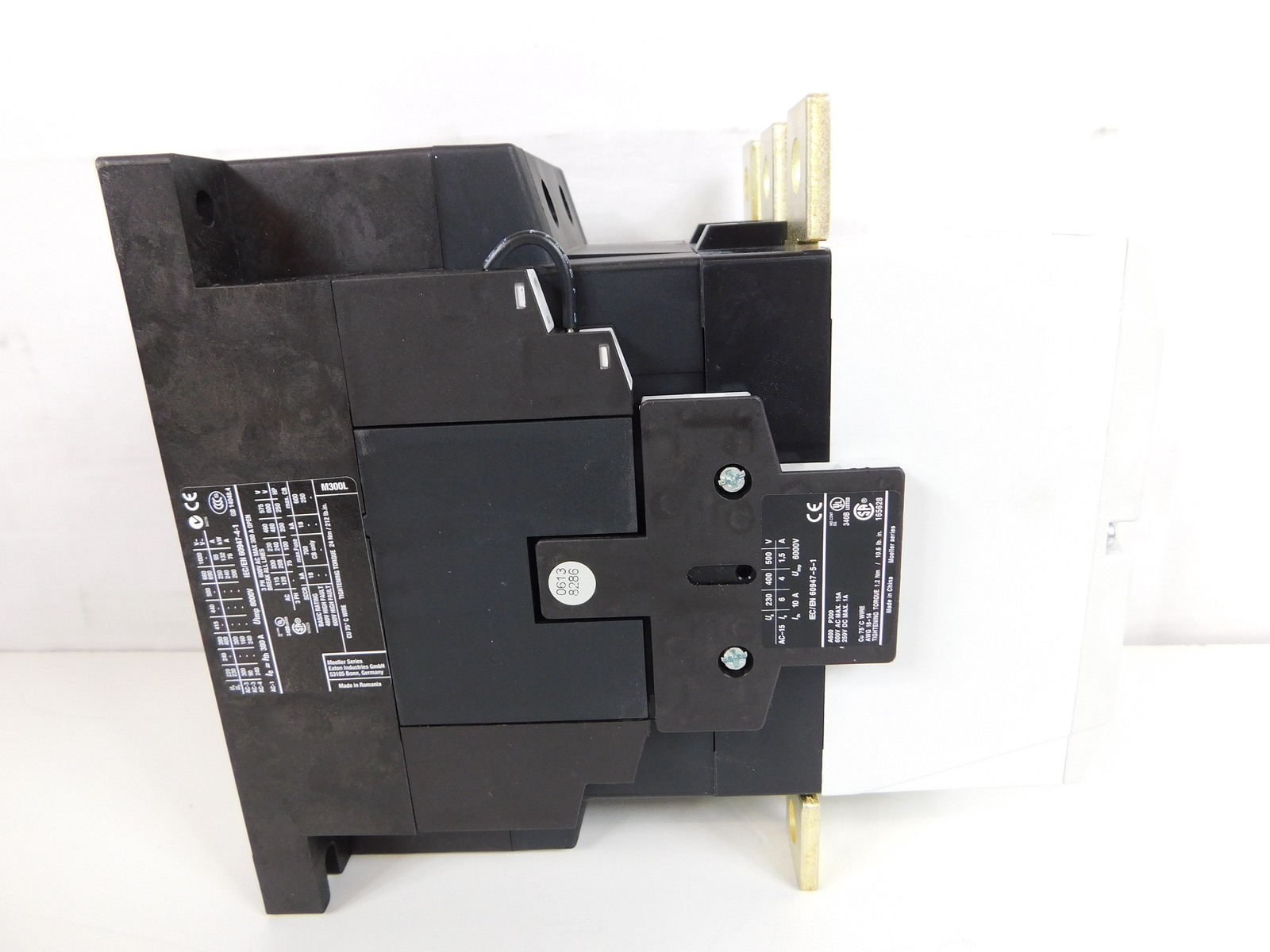 Eaton XTCE300L22A Contactor FVNR 3P 300A Frame L 2NO 2NC 110VAC/250VDC ...