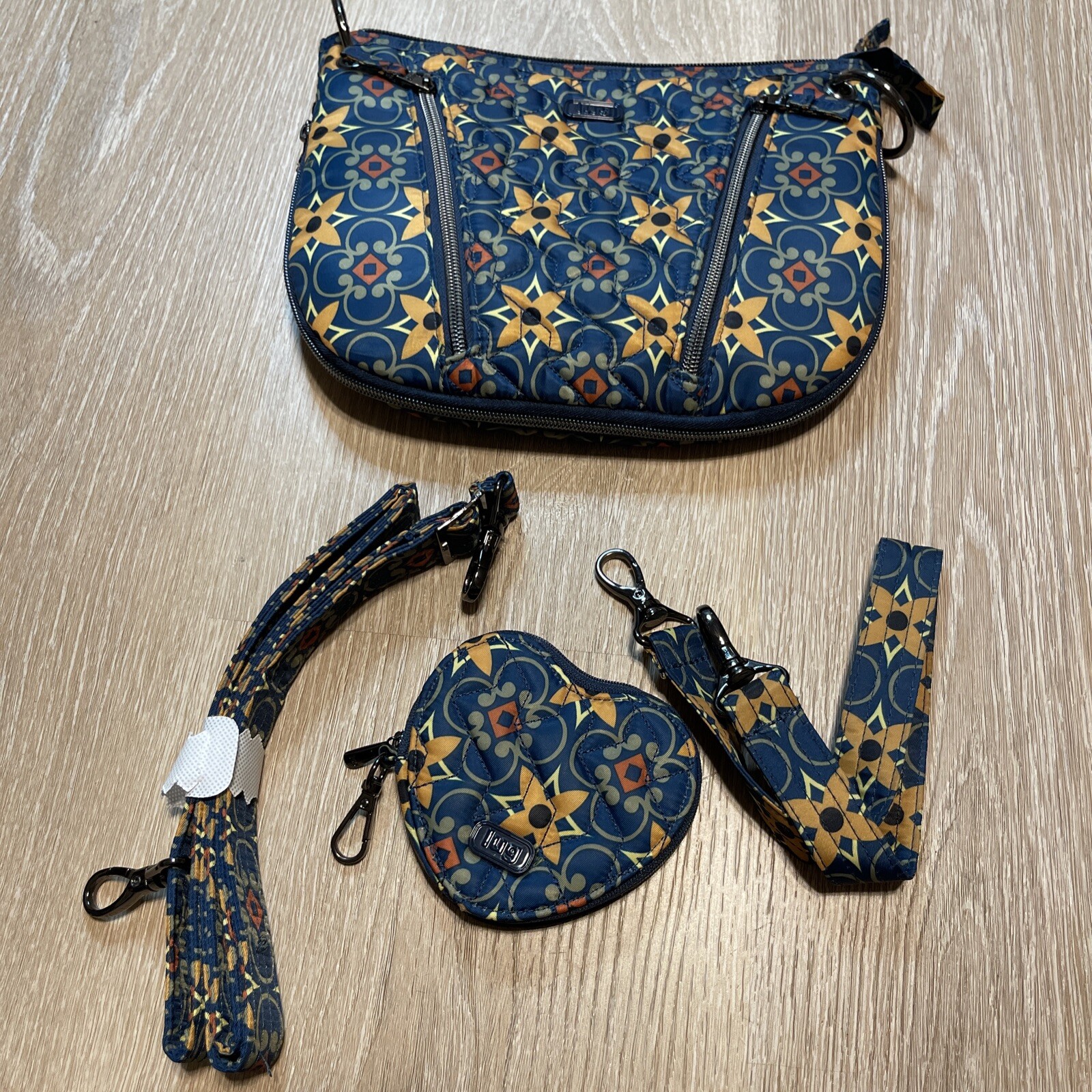 LUG SWIVEL with RFID Medium Convertible Crossbody Bag Purse Nylon G35 ...