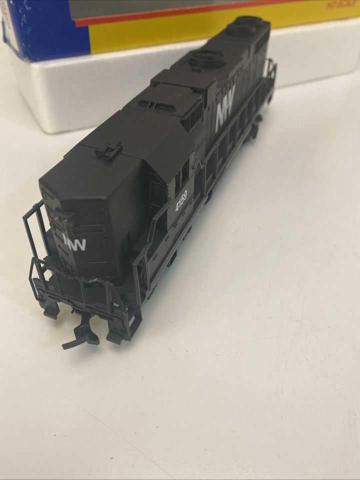 Life-Like HO Scale 8073 NW 4159 Norfolk & Western GP38-2 Diesel Loco ...