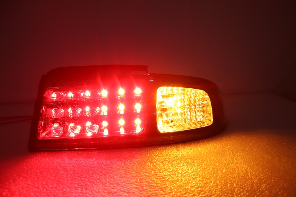 1993-1998 Nissan Silvia S14 240SX Coupe 2D LED Tail Rear Light Red ...