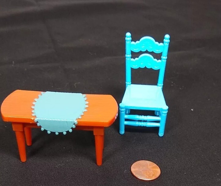 Disney Encanto Magical Casa Madrigal JAKKS House Table & Chair ...