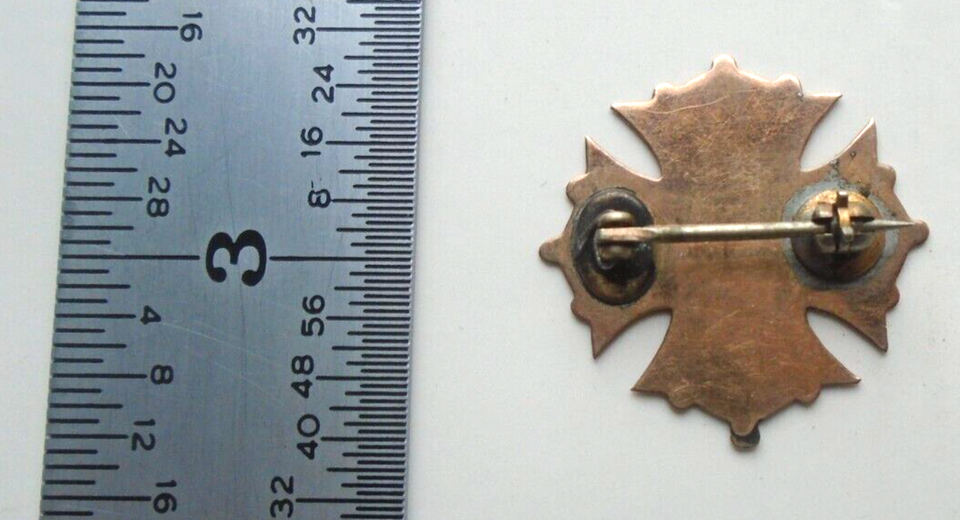 VINTAGE SMALL PIN KCCC GOLD TONE (?) ~ Unknown | eBay