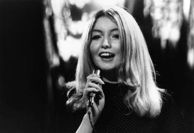 Welsh Folk Singer Mary Hopkin 1960s 12 Old Photo | eBay