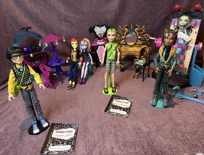 Monster High G1 Bundle Inc Dolls Duce, Jackson, Clawd, Frankie ...